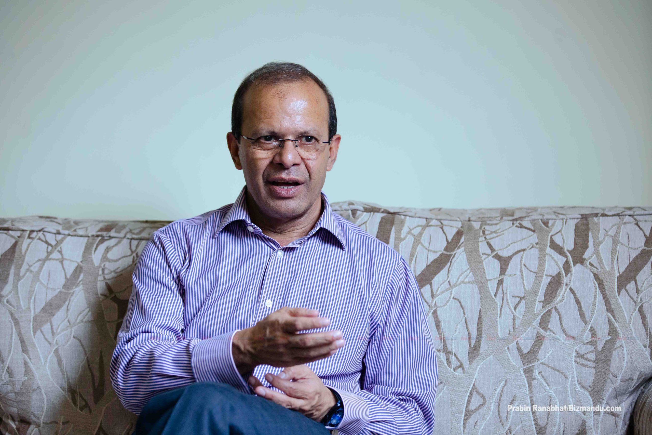 बजेटबारे मीनेन्द्रको टिप्पणी : छलाङ मारेको केही देखिन्न, उत्साही हुने ...